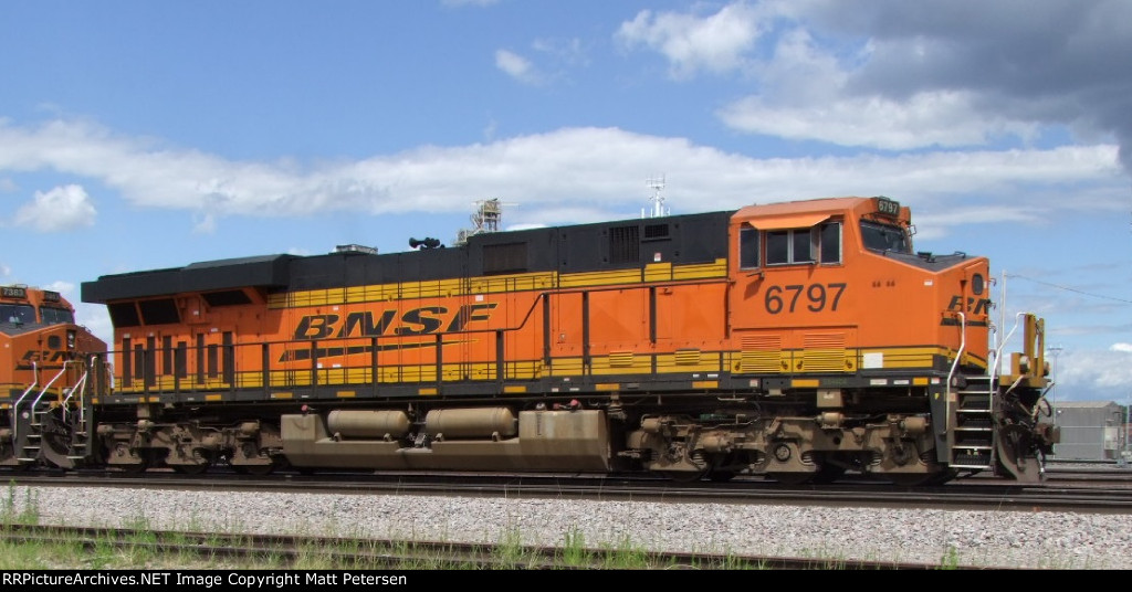 BNSF 6797